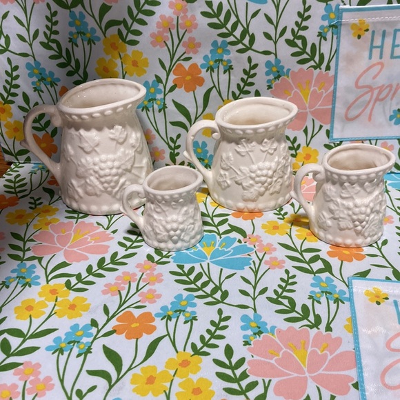 Enesco | Kitchen | Vintage Enesco White Ceramic Grape 3d Design ...